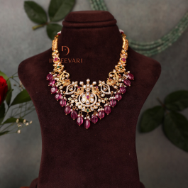 Buy Necklaces Online | Maitreyi Pachiwork Necklace from Indeevari